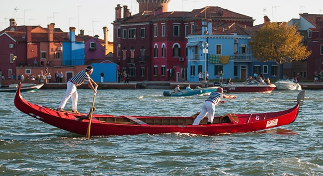 Melihat Serunya Perlombaan Perahu Burano Regatta | tempo.co