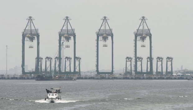 President Jokowi to Unveil Kalibaru Container Terminal - En.tempo.co