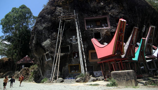 Loko Mata, Pekuburan Batu yang Jadi Objek Wisata Toraja | tempo.co