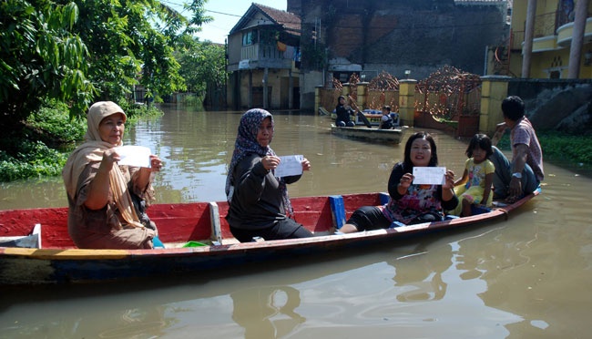 Di Bale Endah yang Sering Banjir, Calon Inkumben Bandung Keok | tempo.co