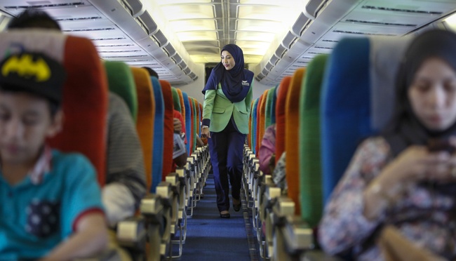 Rayani Air, Maskapai Penerbangan Syariah Pertama di Malaysia | tempo.co