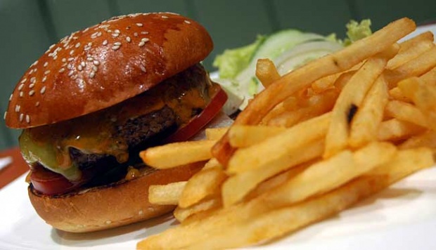 Junk Foods Effects on Brain, from Brain Decline to Dementia - Life En ...