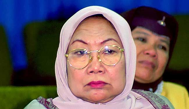 Mengenang Tuty Alawiyah | tempo.co