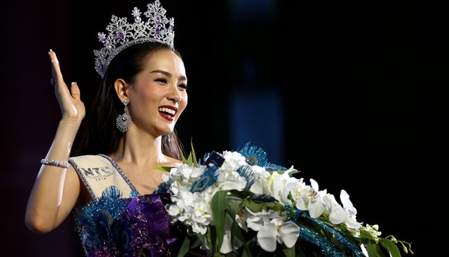 Inilah Pemenang Kontes Transgender Miss Tiffany Universe 2016 | tempo.co