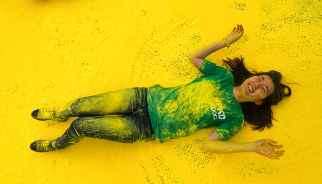 Warna-warni Bubuk Pewarna Mewarnai Colour Run Kazakhstan | tempo.co