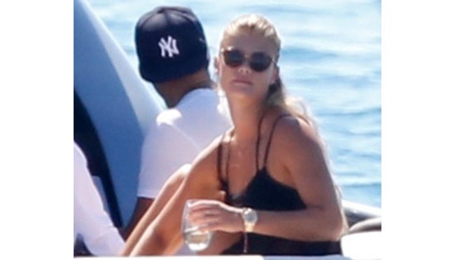 Leonardo Dicaprio Kepergok dengan Pacar Barunya | tempo.co Leonardo Dicaprio Kepergok dengan Pacar Barunya | tempo.co