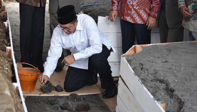 Peresmian Menara Baru Masjid Jami Gontor oleh Jokowi | tempo.co
