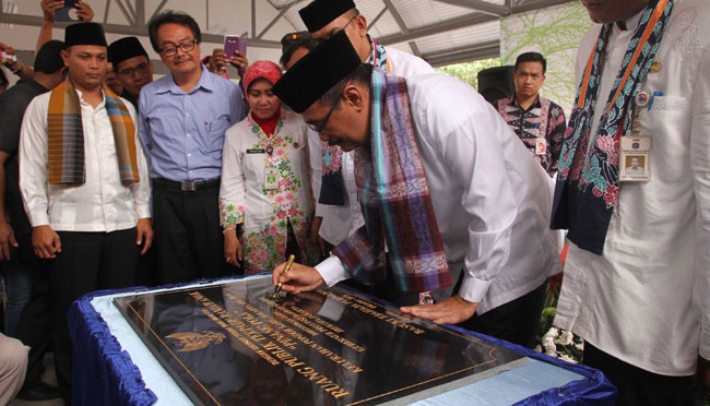 Djarot Resmikan RPTRA di Kawasan Pondok Labu | tempo.co