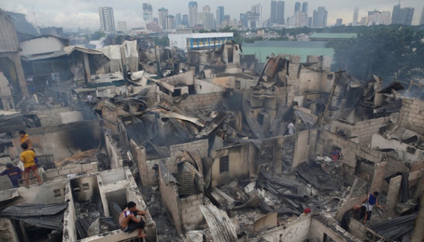 Api Hanguskan Ratusan Rumah di Filipina - foto Tempo.co