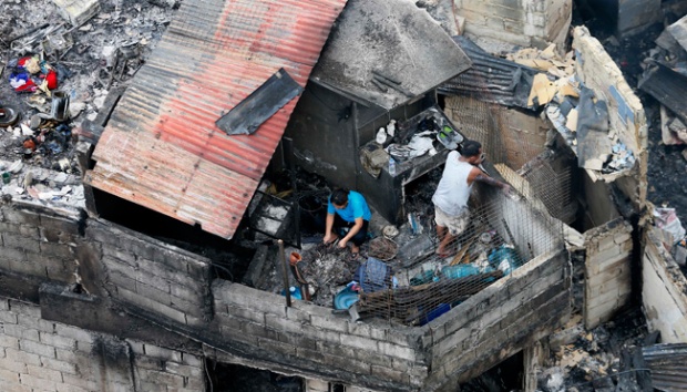 Api Hanguskan Ratusan Rumah di Filipina - foto Tempo.co