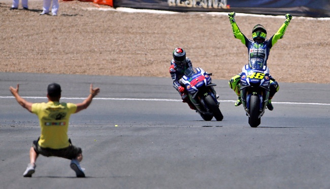 Foto-foto Terbaik di Arena Balap 2016 | tempo.co