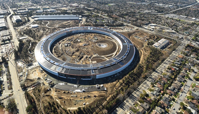 Gedung UFO Apple Park Dibuka Saat Rilis iPhone 8 | tempo.co