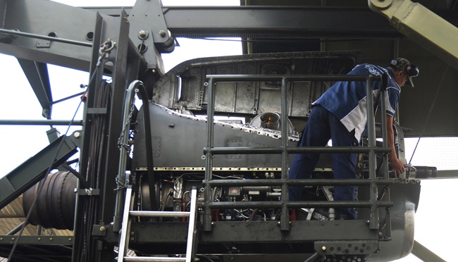 TNI AU Lahirkan 3 Pilot Muda Jet Tempur Hawk 100/200 | tempo.co