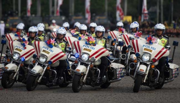 Jakarta Police Deploy 5,000 Personnel to Secure Independence Day - En ...