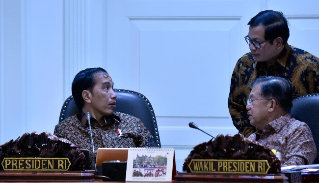 Jokowi Pimpin Ratas Program Pengentasan Kemiskinan | tempo.co