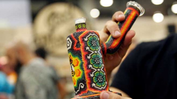 Aneka Alat Hisap Ganja yang Dijual dalam Acara ExpoWeed - foto Tempo.co