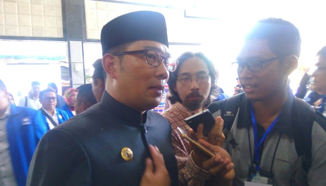 Ridwan Kamil dan Bima Arya Duduk Berdampingan, Tanda-tandanya? | tempo.co