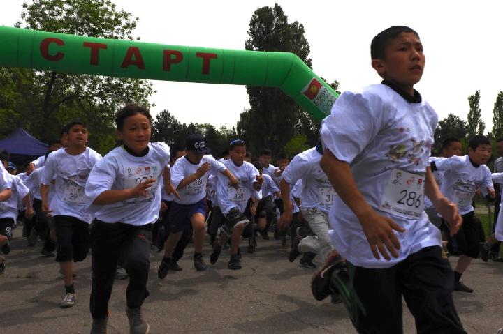 Fun Run Asian Games 2018 di Kirgistan Diikuti 800 Anak Muda | tempo.co