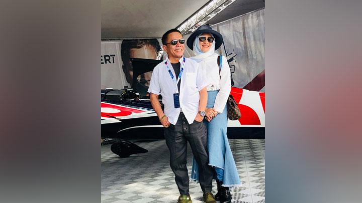 Penampilan Darwati A Gani, Istri Irwandi Yusuf yang Modis - Cantika.com