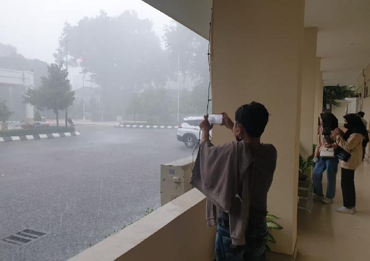 BMKG Explains Causes of Extreme Weather in Yogyakarta - Sci En.tempo.co