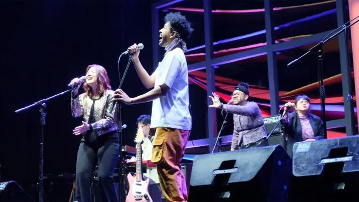 Bicara Soal Rasa Tidak Aman, Danilla Riyadi Nyanyikan Berat Badan di ...