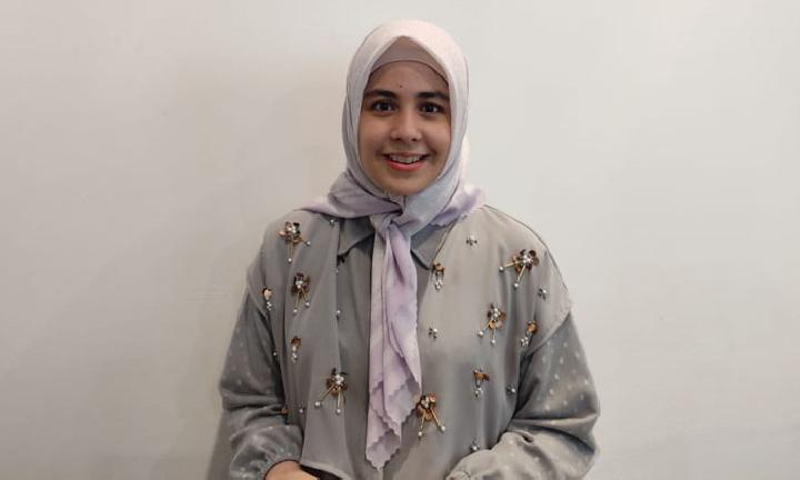 Risty Tagor Akan Merilis Koleksi Monogram di Jakarta Muslim Fashion ...