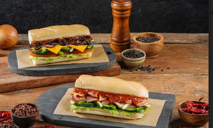 Subway Luncurkan 2 Menu Baru, Beef Mala Szechuan dan Roast Beef Black ...