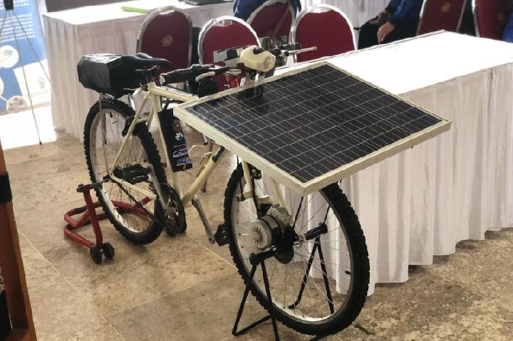 College Students Create Solar Power Electric Bicycle - Sci En.tempo.co
