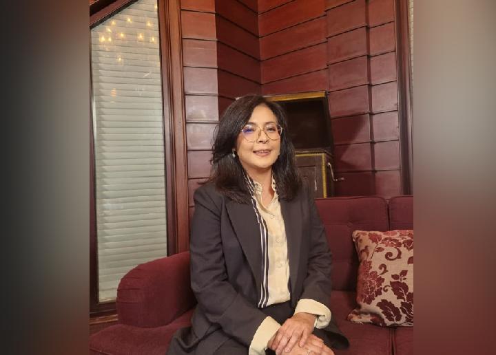 Ayah Inspirasi Karier Bos PT SMI, Sylvi J. Gani: Love What You Do, and Do What You Love ...