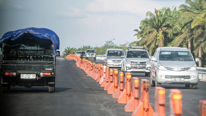 Public Works Ministry Reports That Trans-Sumatra Toll Road has Operated ...