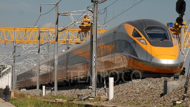 Jakarta-Bandung High-Speed Train Gears Up for Operation, Conduct Series ...