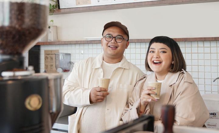 BLP Beauty X Toko Kopi Tuku Rilis Butter Balm dan Lip Vinyl Khas Aroma ...