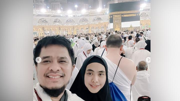 5 Artis yang Menunaikan Ibadah Haji 2023, Oki Setiana Dewi hingga Laudya Cynthia Bella - Cantika.com