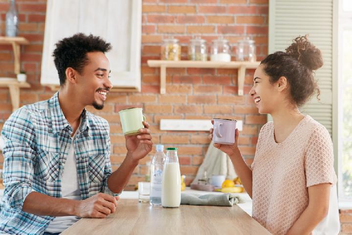 Is Your Partner Right for You? 7 Green Flags to Look for in a Healthy ...