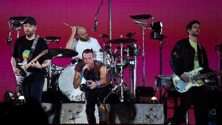 FIFA Taps Coldplay as Curator for First-Ever World Cup Halftime Show ...