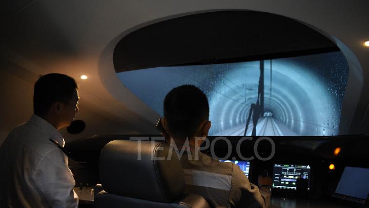 72 Calon Masinis Mulai Berlatih Operasikan Kemudi Kereta Cepat Whoosh