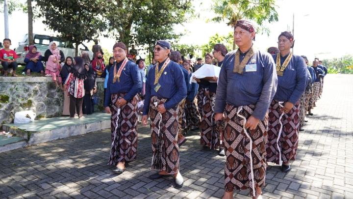 Yogyakarta Gelar Tradisi Labuhan Gunung Merapi dan Pantai Parangkusumo ...