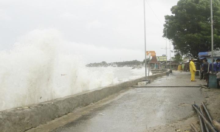 Gelombang Tinggi 2 5 Meter Di Sejumlah Perairan Indonesia Bmkg