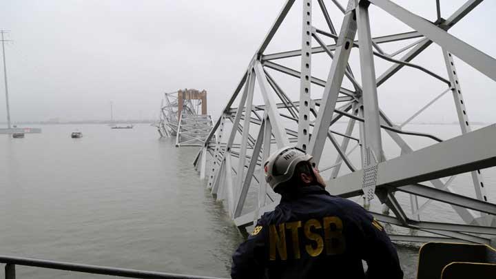 8 of the Most Devastating Cases of Bridge Collapse in the World - World ...