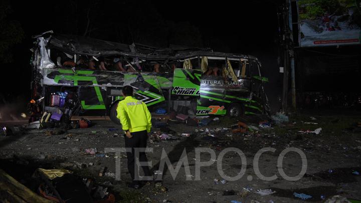 11 People Died in Fatal Bus Accident in Subang, Indonesia - En.tempo.co