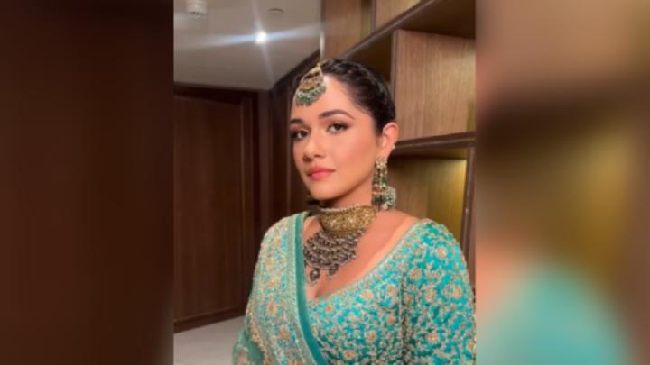 Profil Anjali Merchant, Kakak Radhika Merchant - Cantika.com