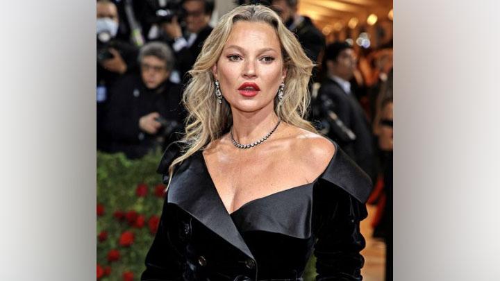 Kate Moss bagi Tips Diet Sehat ala Supermodel, Terapkan Pola Makan 80/ ...