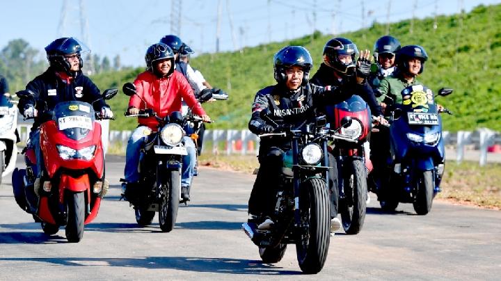 Jokowi Starts 3-day Work from Indonesia's New Capital; Ride Bike with ...