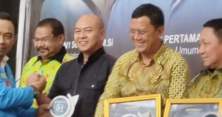 Nikson Nababan Raih KNPI Award 2024 | tempo.co