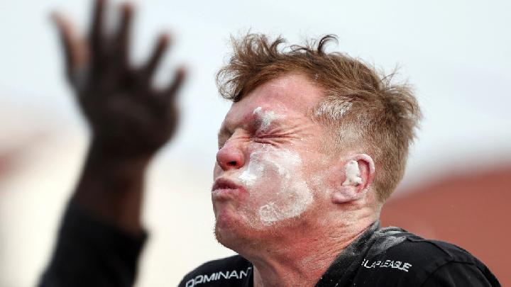 Antusias Warga Afrika Selatan Mengikuti Kompetisi Adu Tamparan | tempo.co