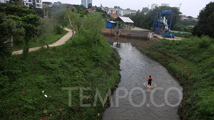 Waduk Lebak Bulus, Salah Satu Ruang Limpah Sungai Jakarta untuk Menaggulangi Banjir | tempo.co