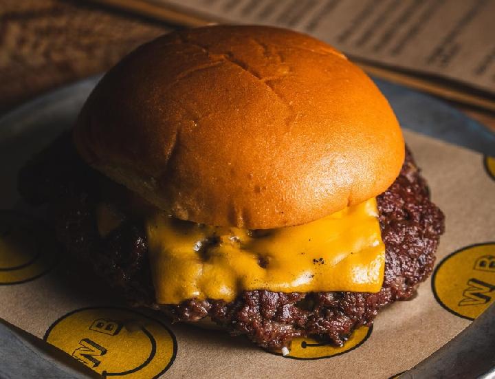 10 Best Burgers in London, From Home-Made Classics to Internet Hype ...