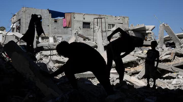 Gaza Residents Begin Searching for People Buried Under Rubble - ASEAN ...