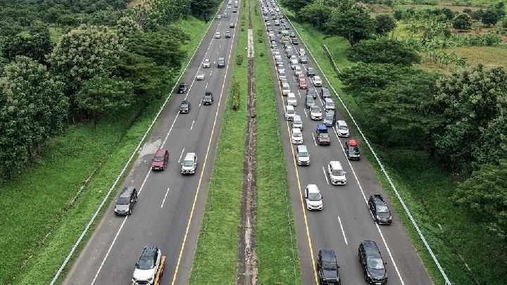 Police: Cipali Toll Road Implements Local One-Way Return Flow Scheme ...
