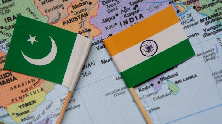 Pakistan Says 31 Killed in Indian Military Strikes - ASEAN En.tempo.co